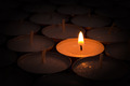 Photo of burning candles from above | Free christmas images